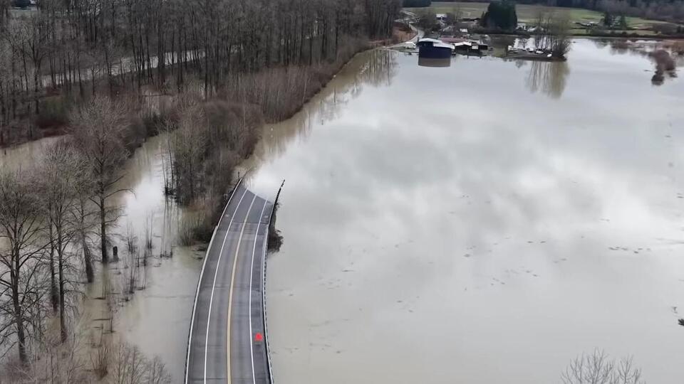 Widespread Flooding Triggers Multiple Road Closures And Water Rescues 4504