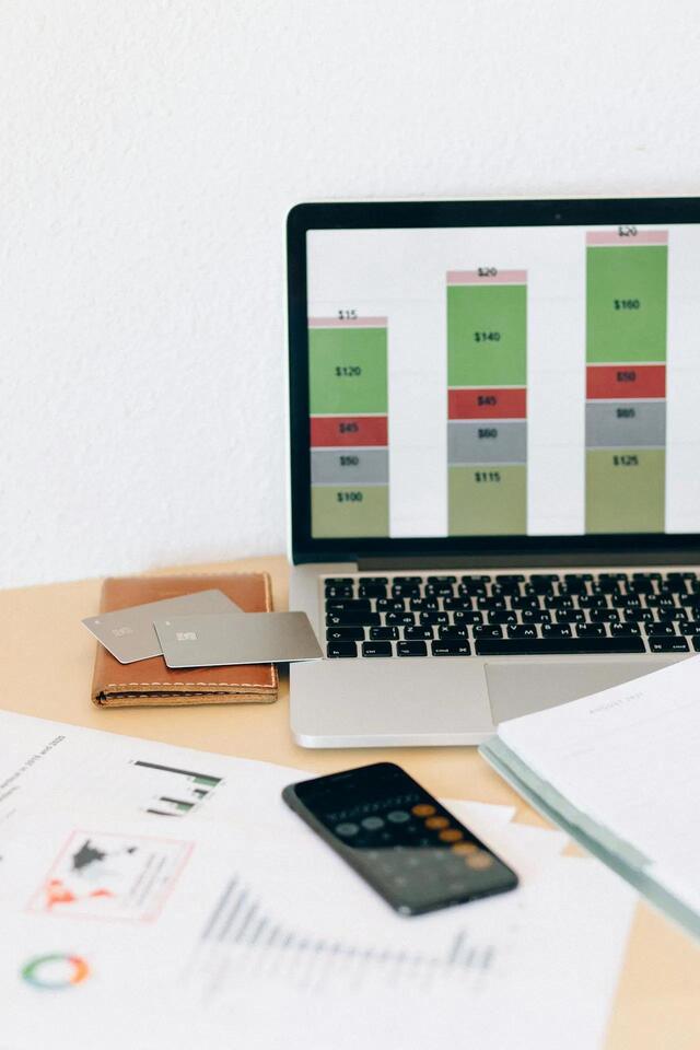 What Are Business Credit Bureaus And How Do They Work? - NewsBreak
