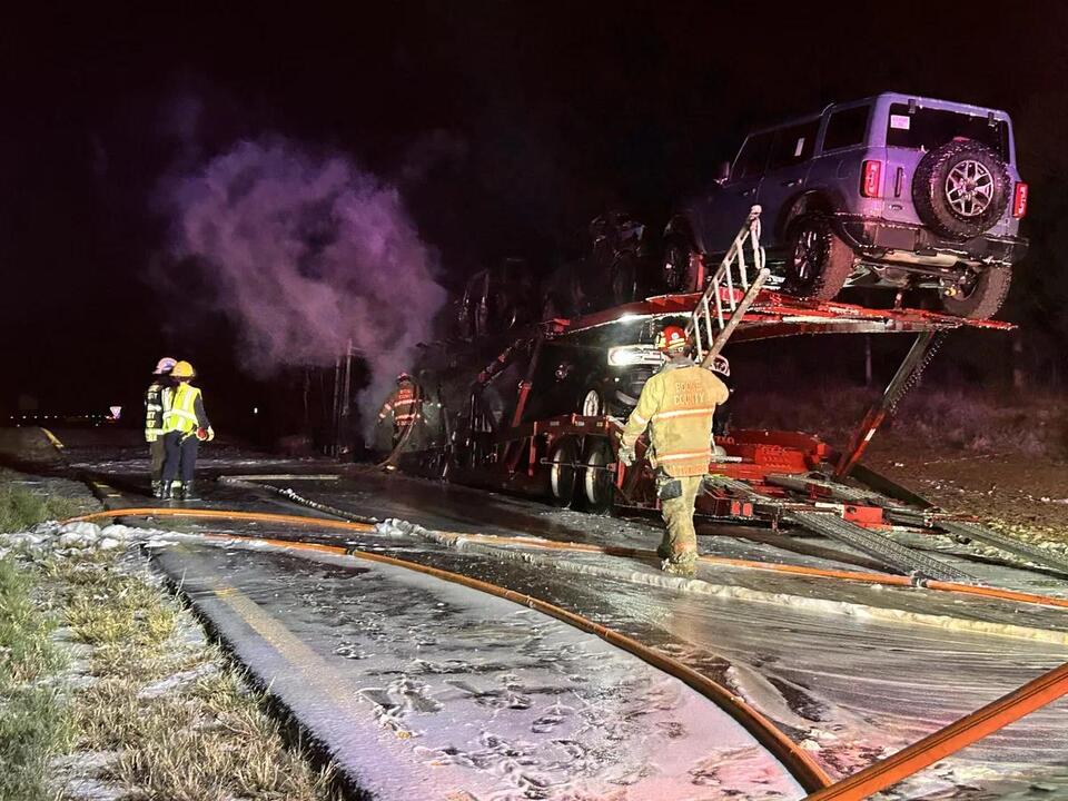 Car hauler catches fire, closes westbound I-70 ramp in Boone County ...