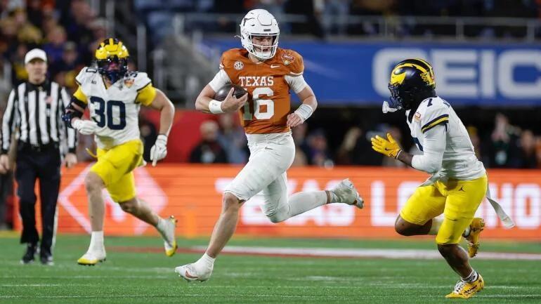 Texas QB Arch Manning undergoes foot surgery, expected to return for ...