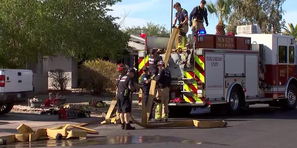 2 firefighters hurt in Sun City house fire - NewsBreak