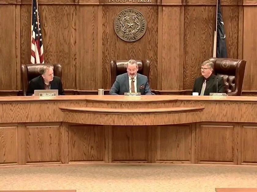 Judge leaves commissioners court meeting toward end of agenda ...