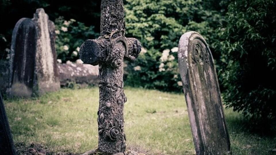 Headstones are restored to Poplar Island after 60 years - NewsBreak