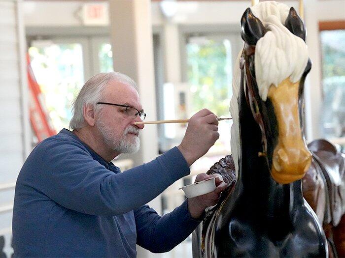 Maintaining A Chattanooga Legacy: The Historic Ellis Carousel In ...