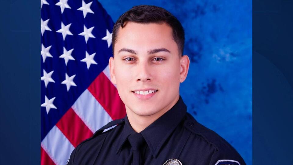 Off-duty officer Jesse Rodriguez killed in motorcycle crash on Loop 303 ...