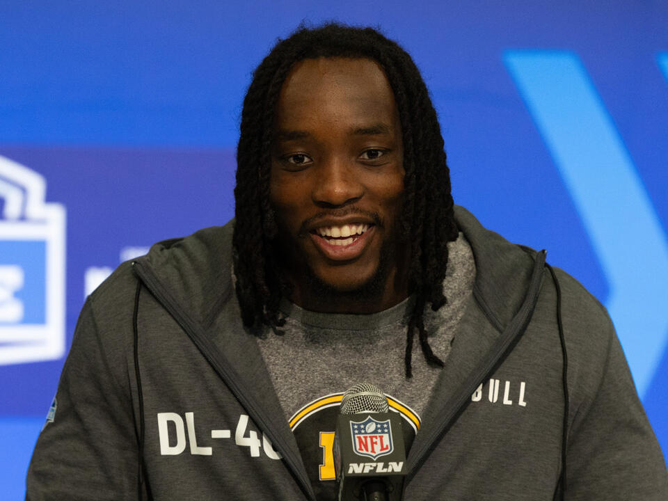 Missouri DL Darius Robinson gushes about Chiefs' coaches after formal ...