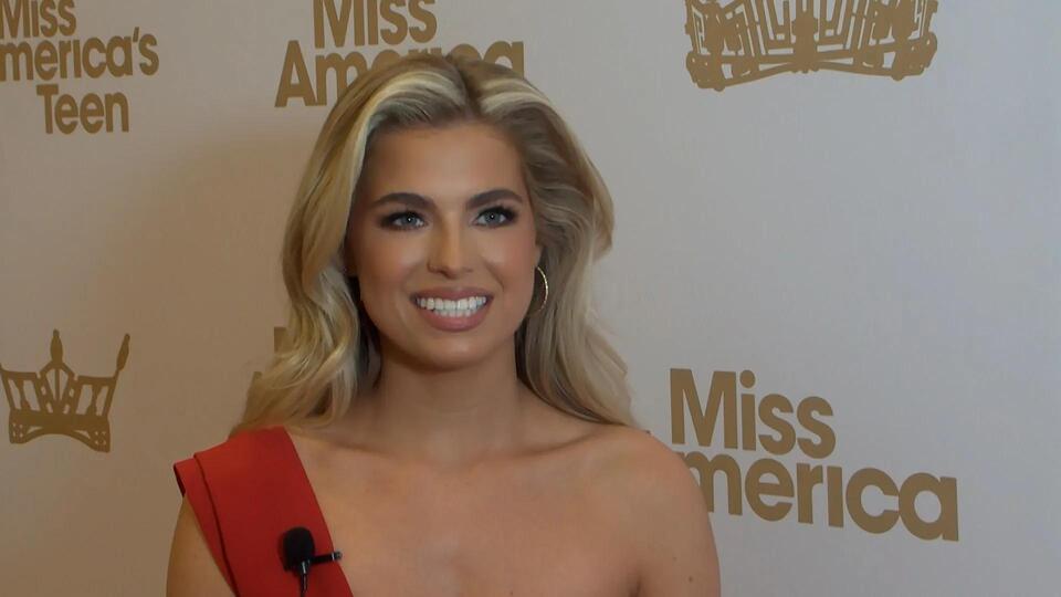 Miss Alabama wins Miss America crown