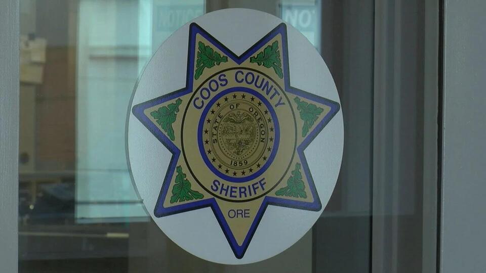 Coos County deputies investigating after man found dead in bay - NewsBreak