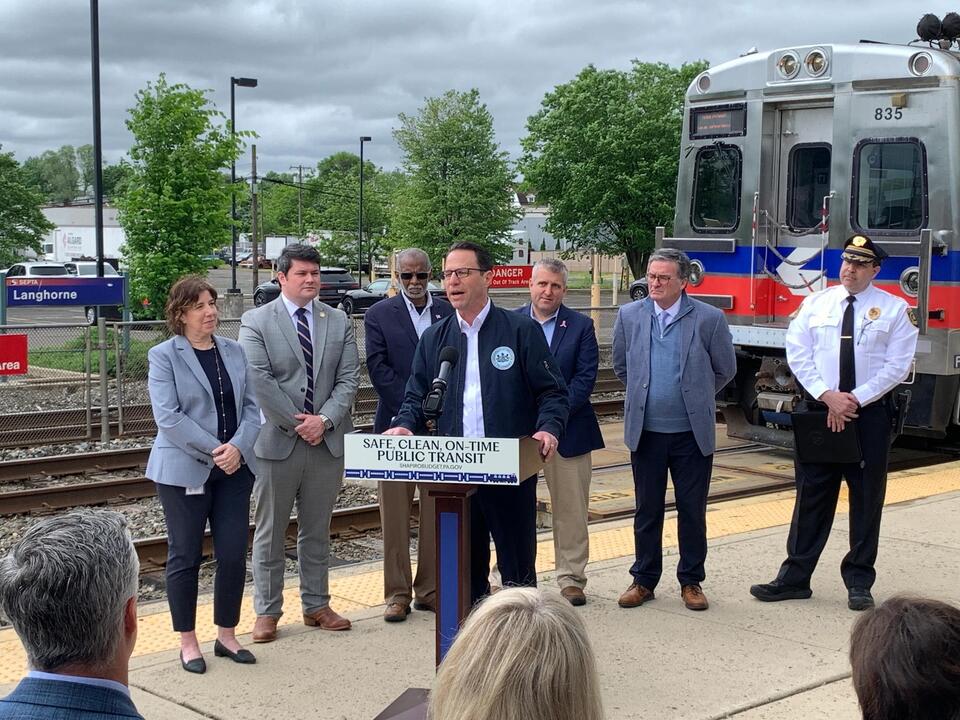 Shapiro rides SEPTA Regional Rail to promote his proposal for transit ...