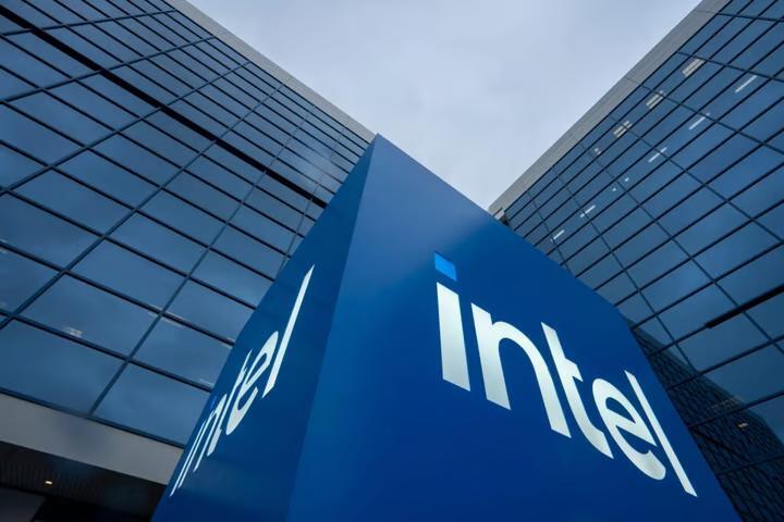 Intel Stock Soars After Blockbuster Q1 Earnings: Here Are Details ...
