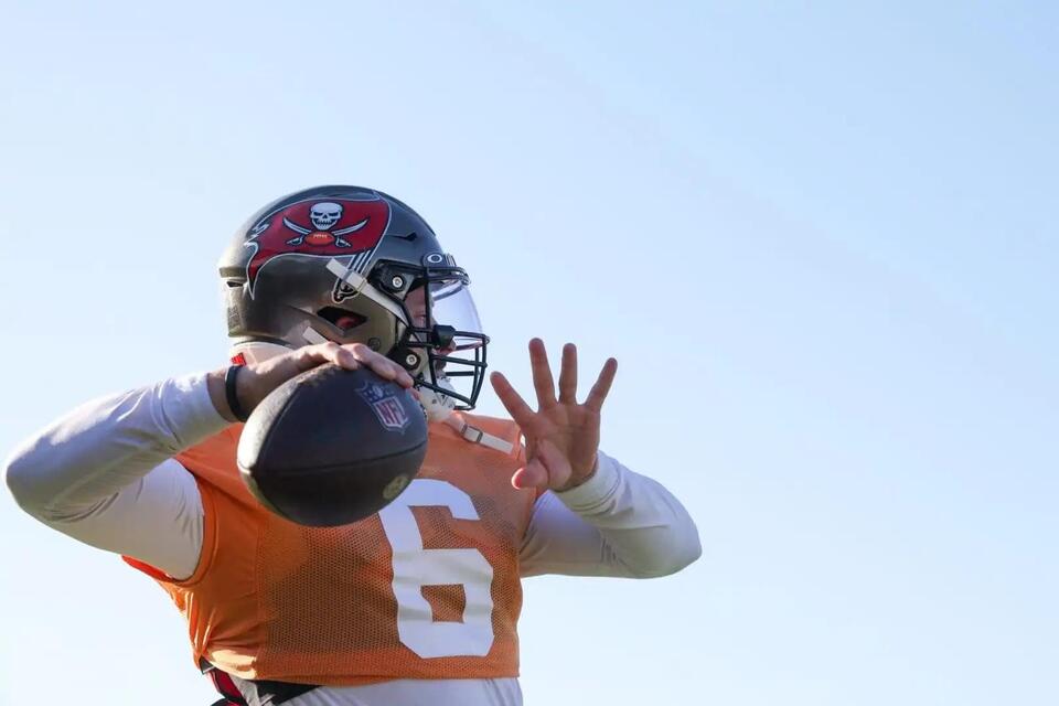 NFC Notes: Baker Mayfield, Kellen Moore, Dan Morgan, Buccaneers ...