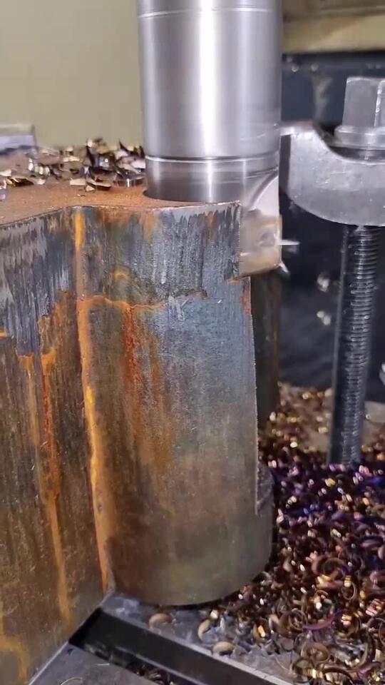 Plungemilling with a 50mm Turbo(seco) A bit longer clip this time - # ...