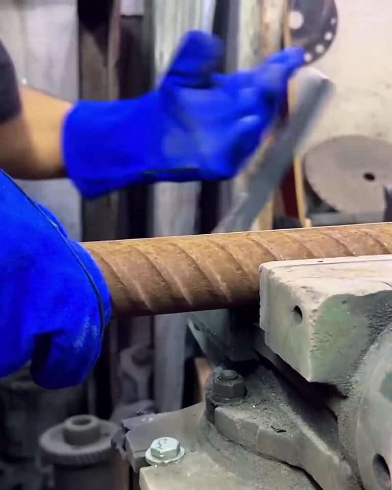 Turning Rebar into a Massive Knife Part 1 making knife steel craftsman ...