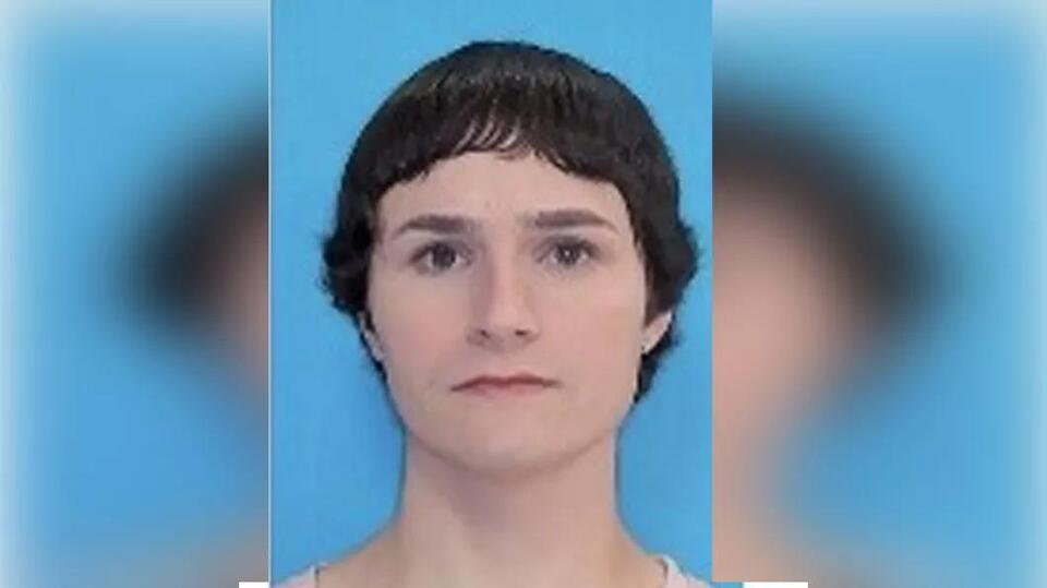 Transgender Woman Shot Parents Dead, Told Police She Would 'Do It Again ...