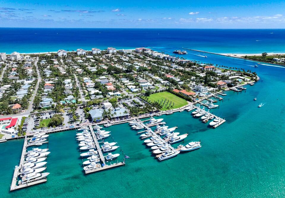 New holiday boat parade enters the seasonal mix in Palm Beach County ...