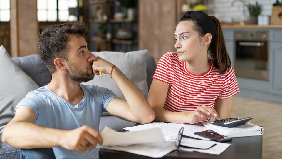 4 Ways To Avoid Bank Fees and Keep More of Your Money - NewsBreak