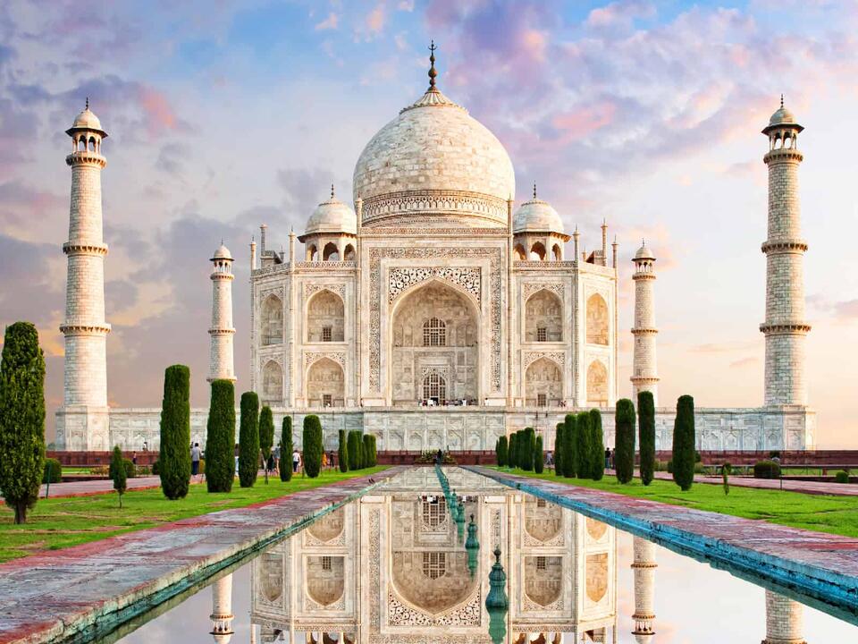 Discover How and Why the Taj Mahal Was Built