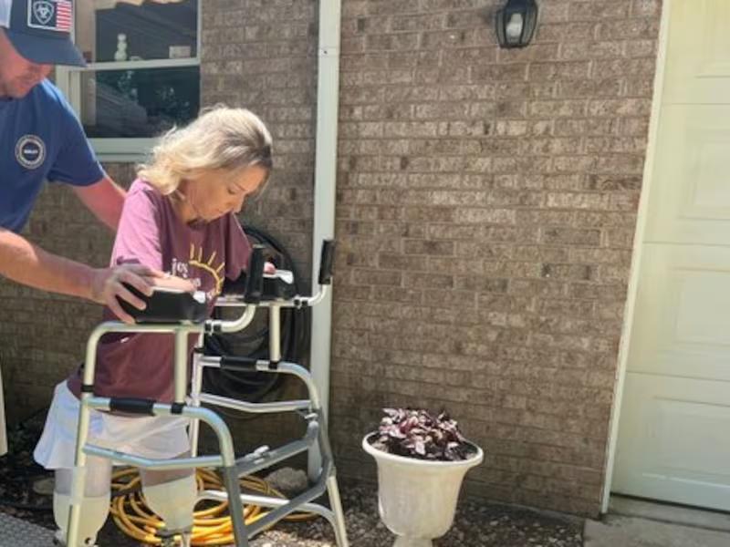 Kentucky woman who lost arms, legs to rare infection finds joy in recovery