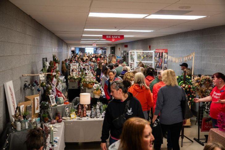 Carrousel of Crafts returns to Wadsworth - NewsBreak