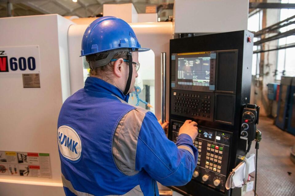 Safety Essentials Every CNC Operator Should Follow Daily - NewsBreak