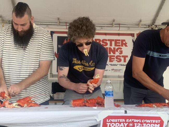 Aussie claws way to lobster eating contest victory