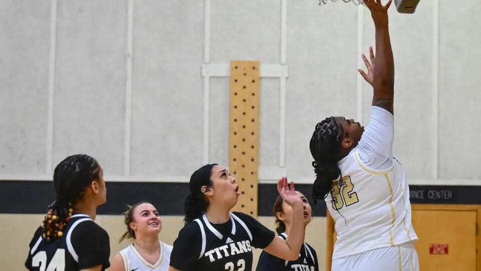 LOCAL SPORTS: Healthy Again, Peninsula Pirates Look Dangerous in NWAC ...