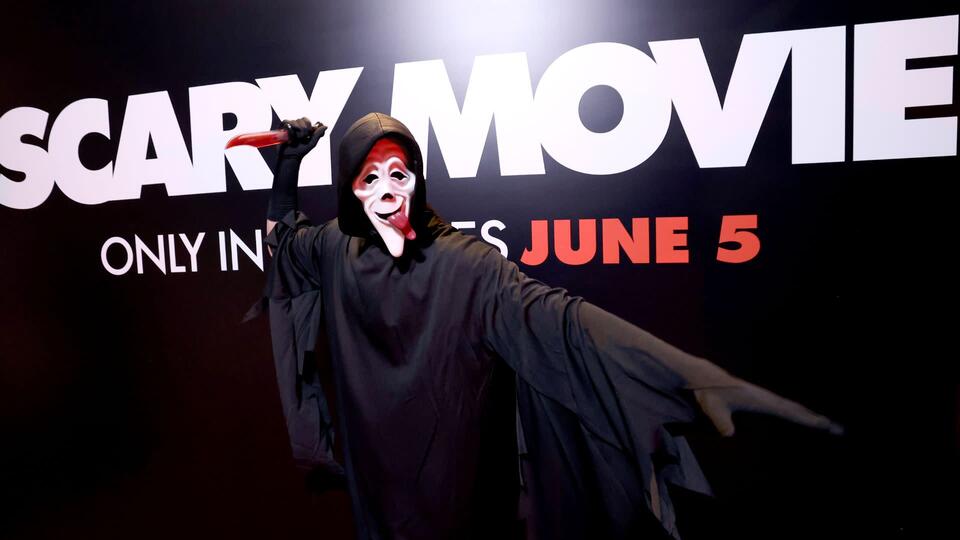New 'Scary Movie' Site Lets You Control Ghostface Like Subservient ...