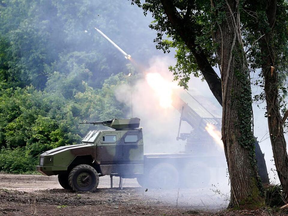 UK to send Ukraine hundreds of missiles worth £162m as allies meet for ...