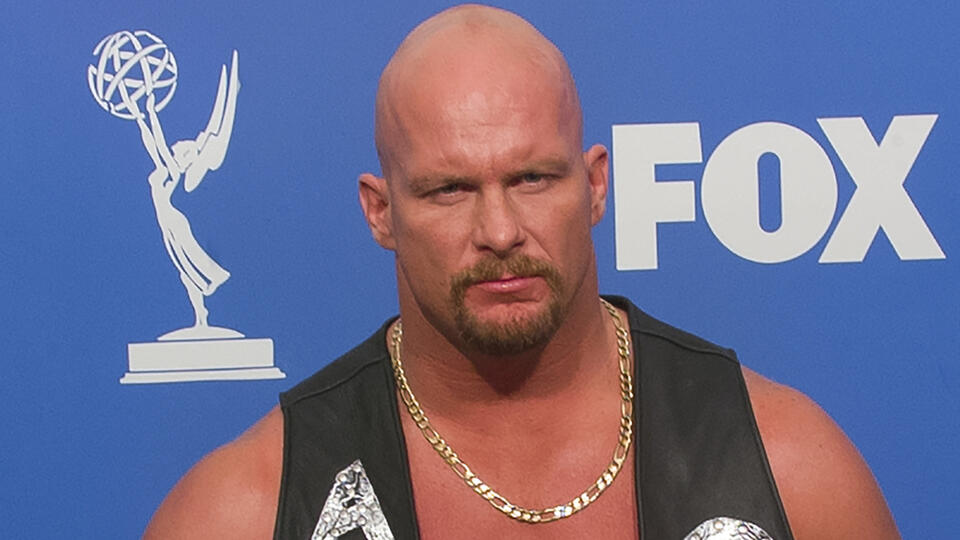 WWE HOFer Steve Austin Recalls Hospital Visit The Night Before His 2003 ...