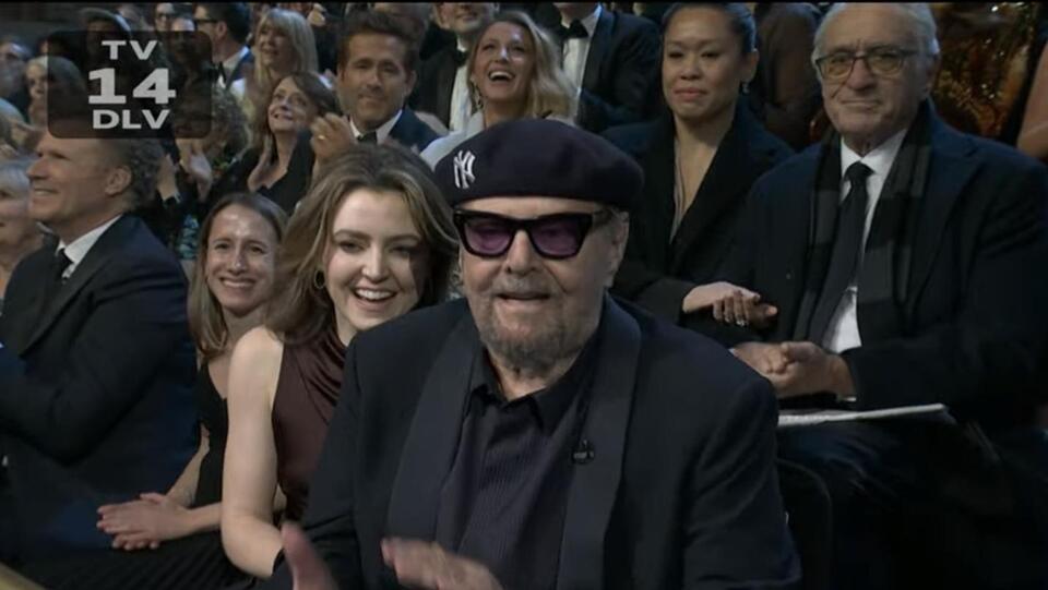 Jack Nicholson, 87, makes rare public appearance on ‘SNL’ 50th anniversary special - NewsBreak