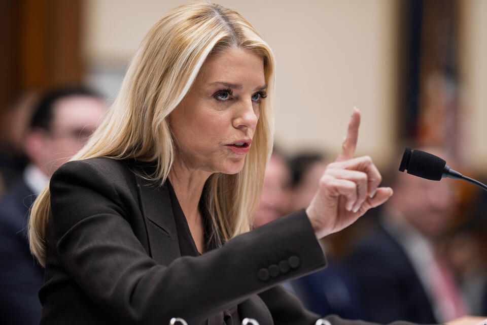 Trump removes Pam Bondi as attorney general, names Todd Blanche acting ...