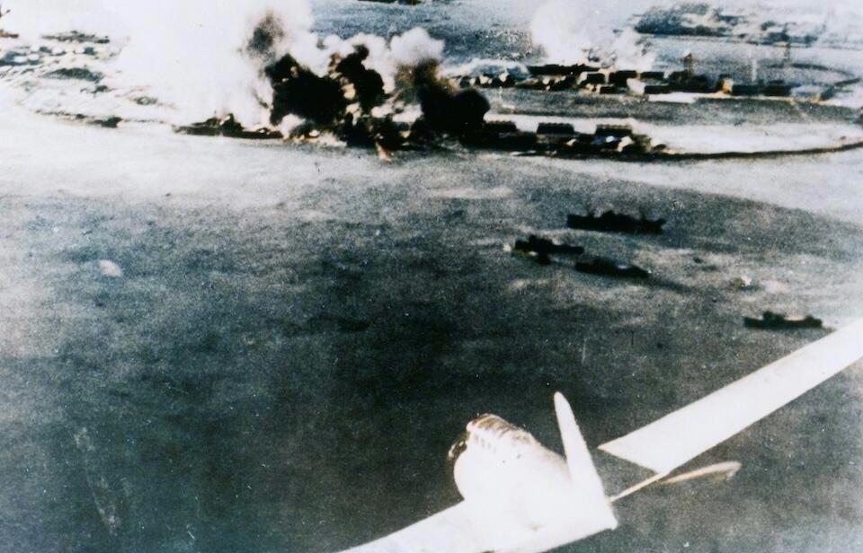 33 rare vintage photos that show all sides of the Japanese attack on ...