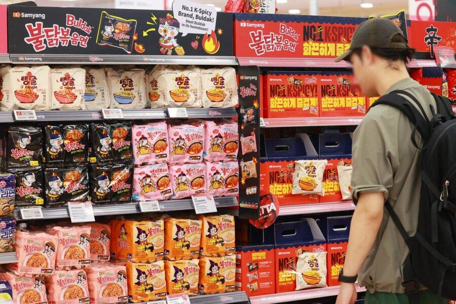 Samyang Foods' sales exceed 2 tln won in 2025 on Buldak spicy ramyeon ...