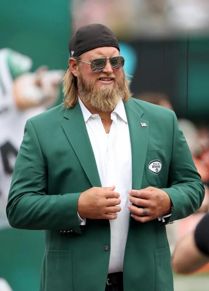 Former New York Jets Star Nick Mangold Dead At 41, 2 Weeks After ...