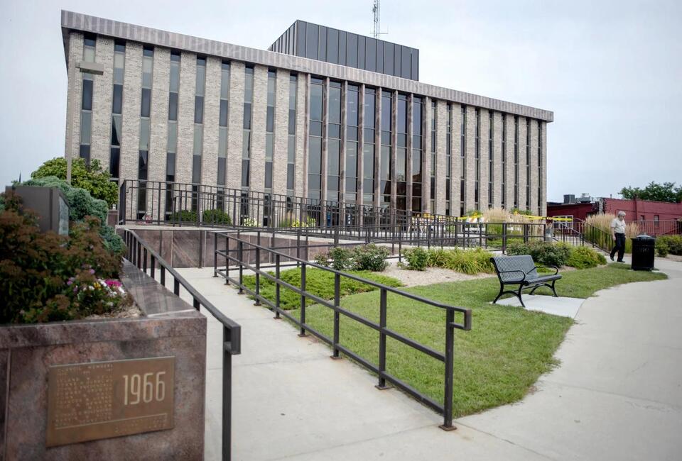 Janesville City Council candidates talk issues, solutions at election ...