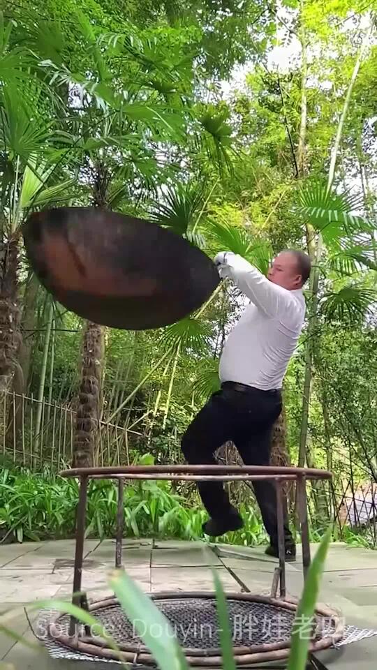 A Taste of Heaven How to Make Crispy Bull Head Like a Pro - NewsBreak